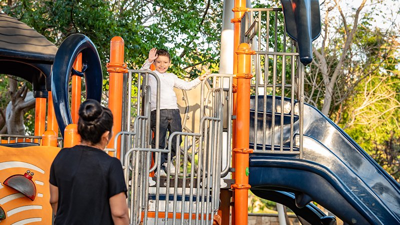 Parques Comunitarios - Fundación Bepensa